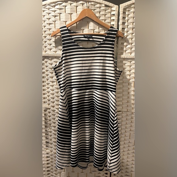 Lily Morgan | Dresses | Lily Morgan Black And White Striped Fit And ...